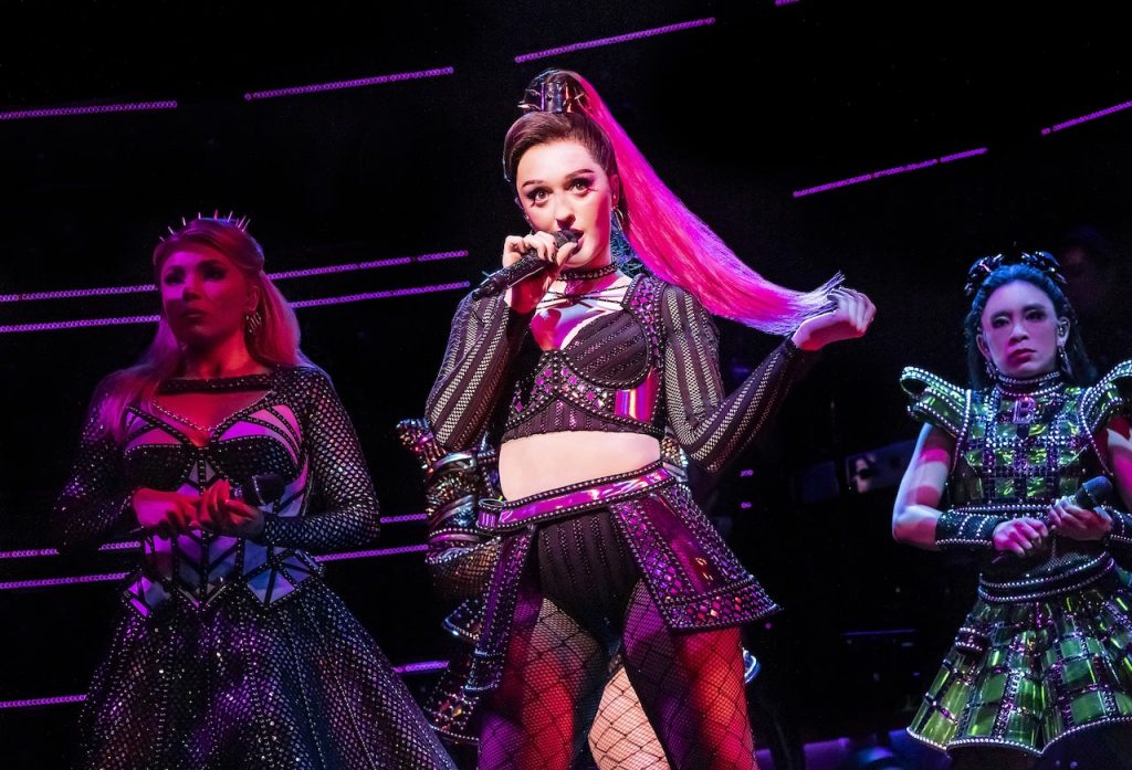 REVIEW: ‘SIX’ musical is an electrifying fun time