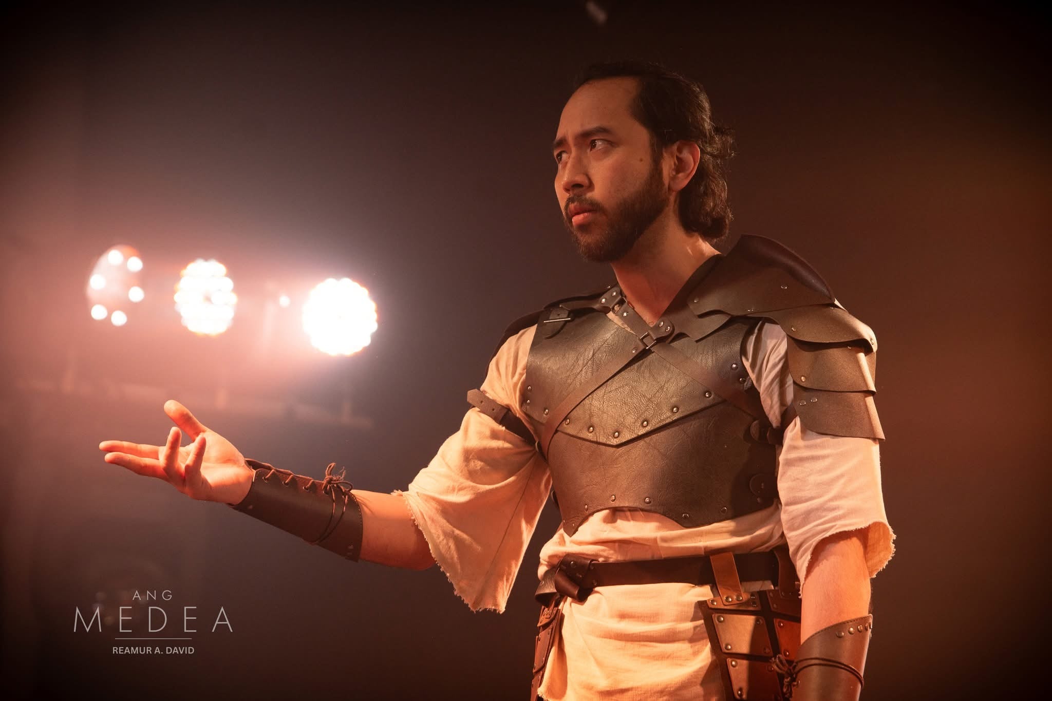 REVIEW: Rage on stage in ‘Ang Medea’